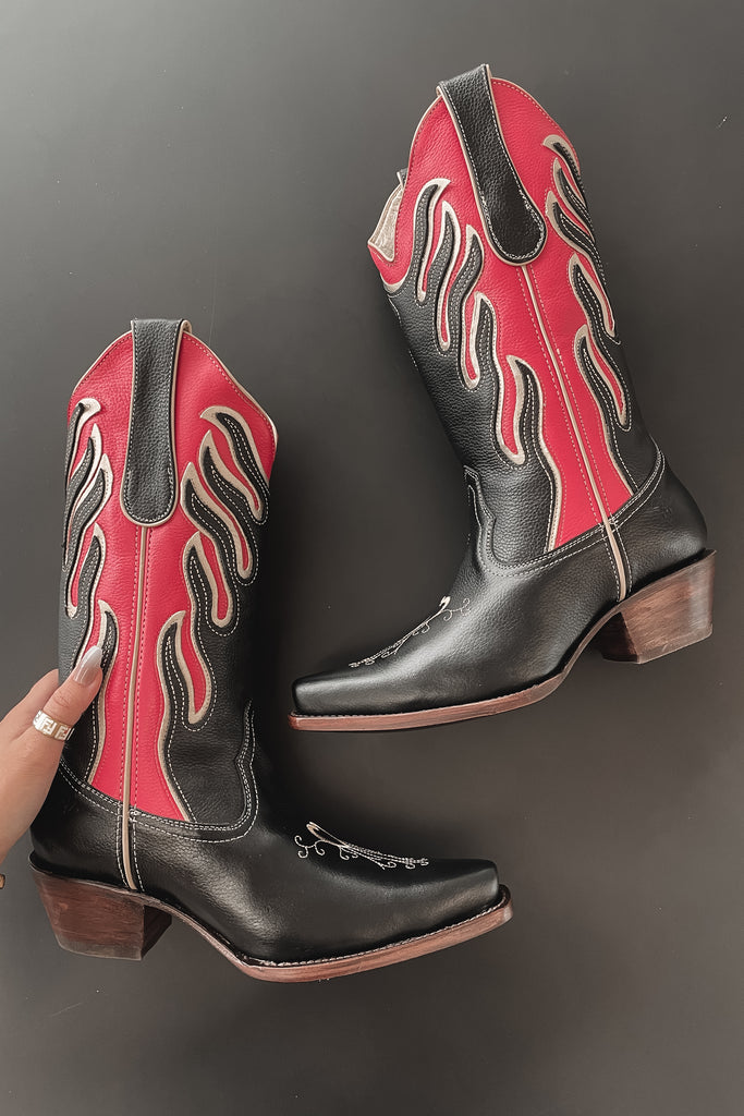 Western Cowboy Boots – Amazing Lace